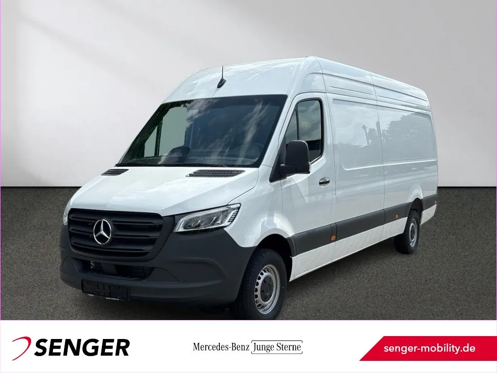 Mercedes-Benz Sprinter Van/Kleinbus / Kastenwagen / Kastenwagen hoch ...